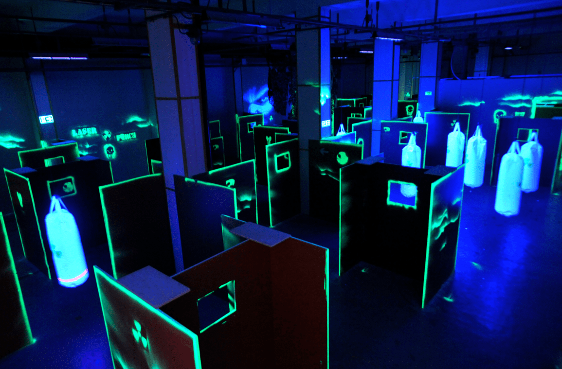 Laser game à Budapest - EVG - EVJF