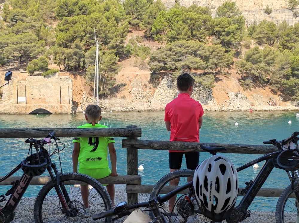 Location de vélo électrique dans les Calanques de Cassis