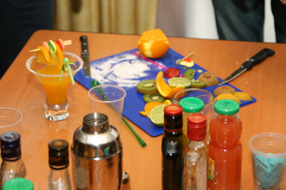 Atelier création de cocktails pour votre team building - Paris