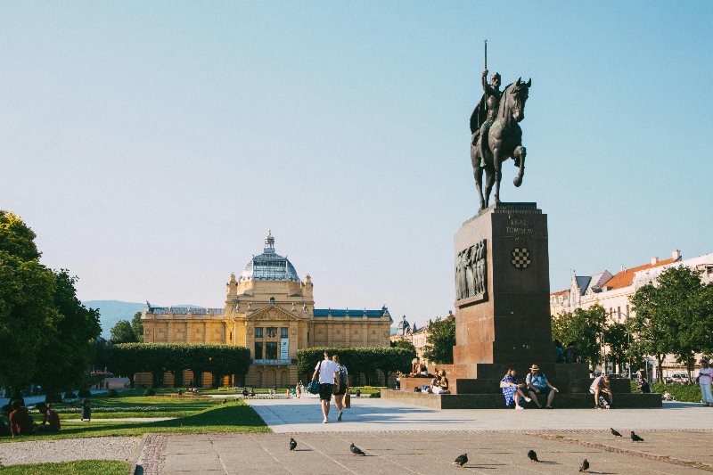 Fun City Tour à Zagreb : Rallye insolite et ludique